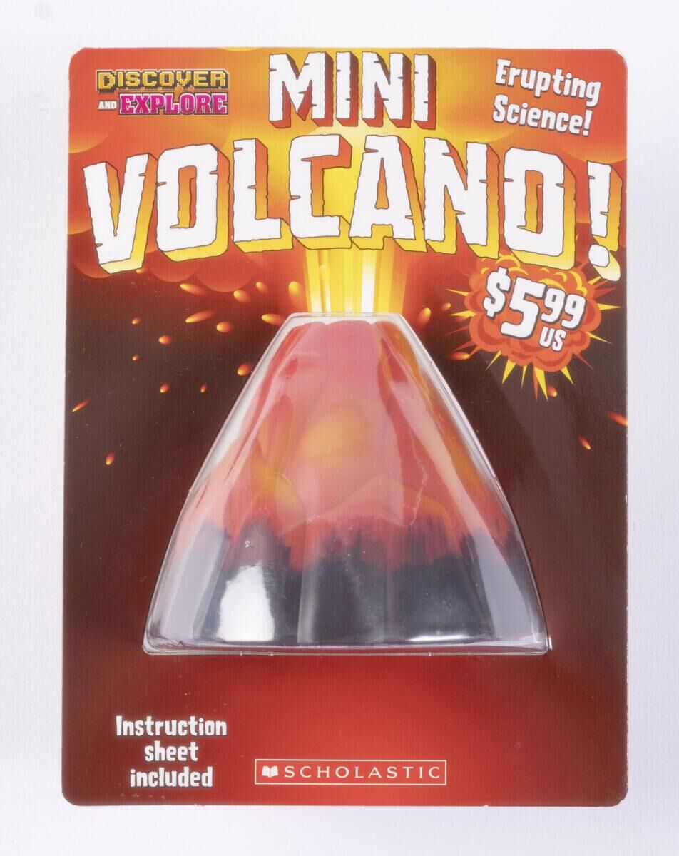 National Geographic Kids Readers: Volcanoes | Scholastic Canada Book Clubs
